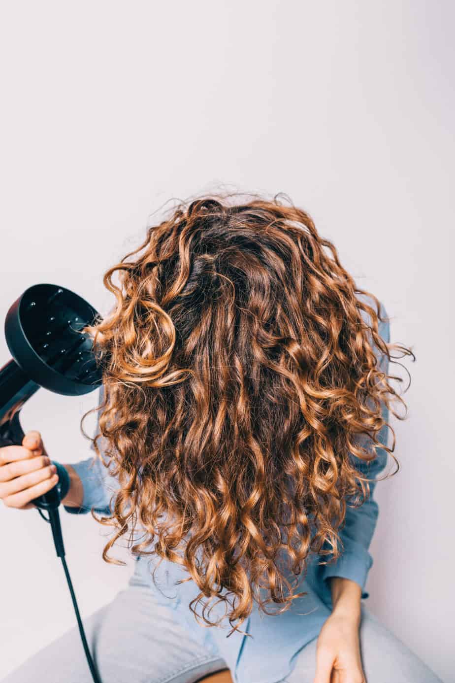 How To Diffuse Curly Hair