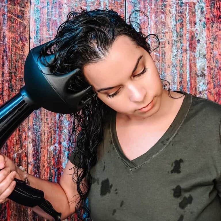 How to Fix Stringy Curly Hair - 9 Must-Try Techniques - The Holistic ...